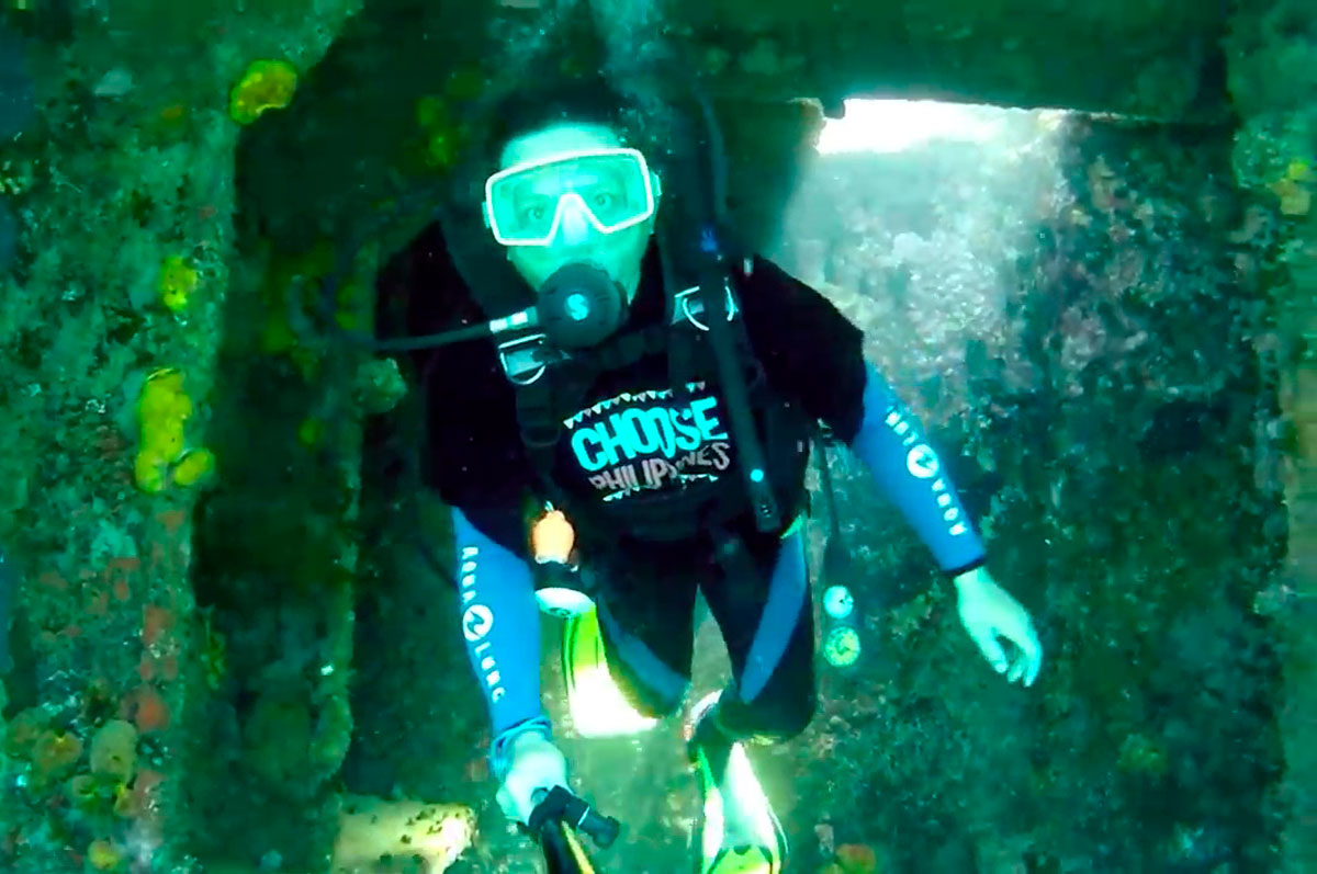 Juliens Wreck: Sipalay’s Diving Wonderland